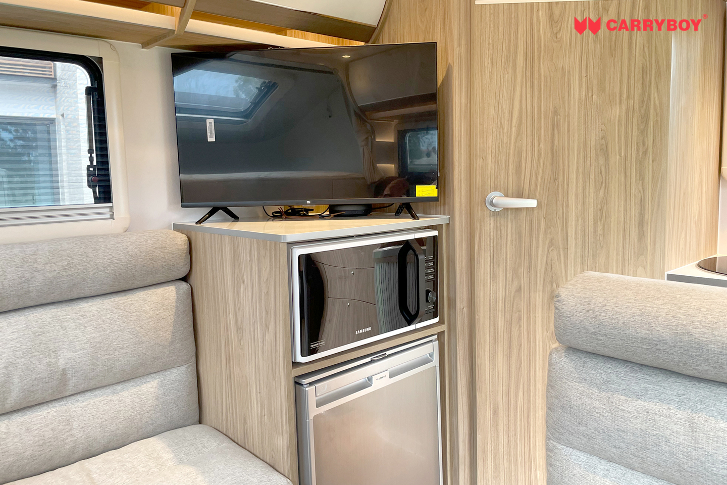 Motorhome – CARRYBOY NEW ZEALAND | Ute Canopy, Canopies, Ute Service ...